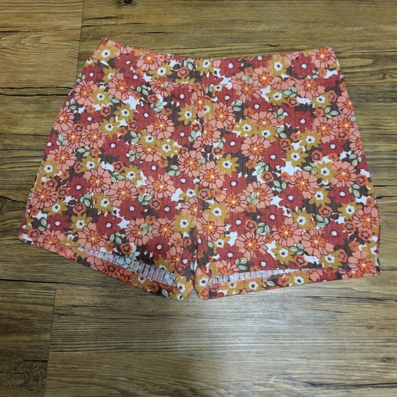 Colsie | Shorts | 7s Inspired Pull Up Shorts | Poshmark